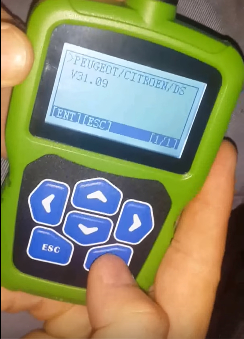 How To used OBDSTAR F108 Read Peugeot 5008 2011 Pi by roulinn520 on ...