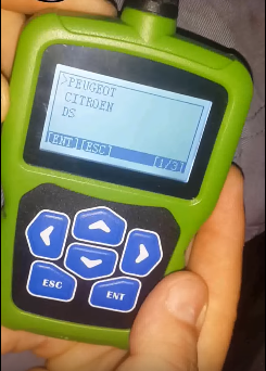 How To used OBDSTAR F108 Read Peugeot 5008 2011 Pi by roulinn520 on ...